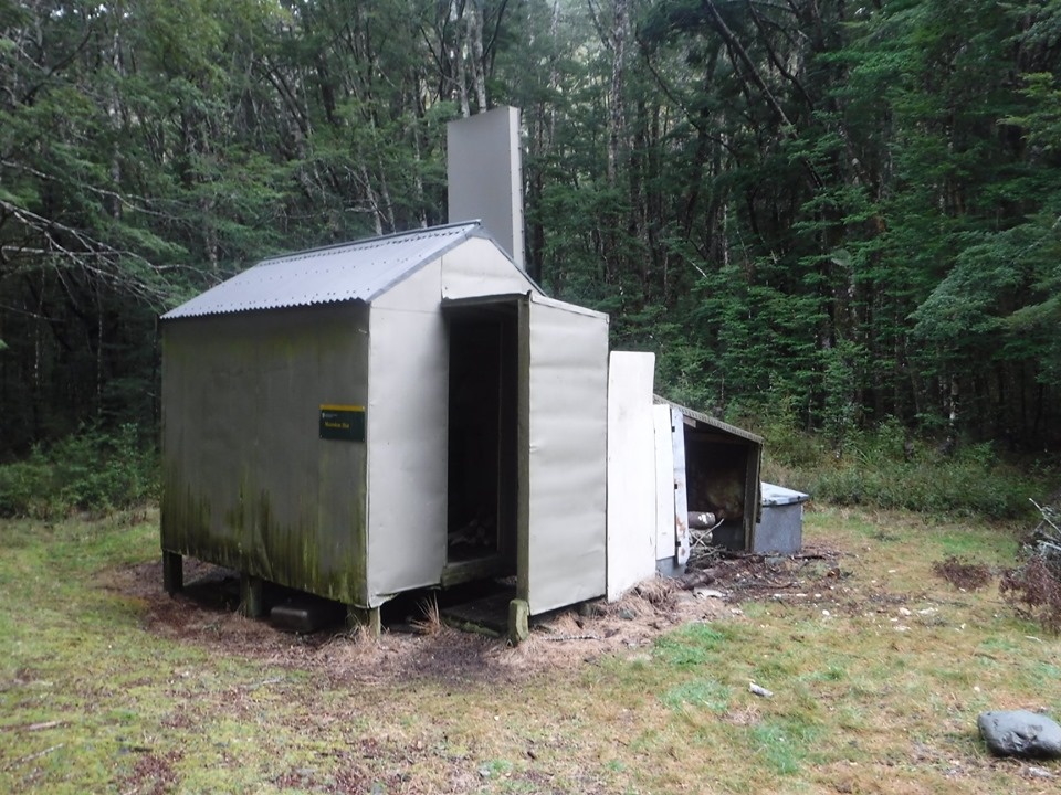 Mansion Hut – Permolat Southland